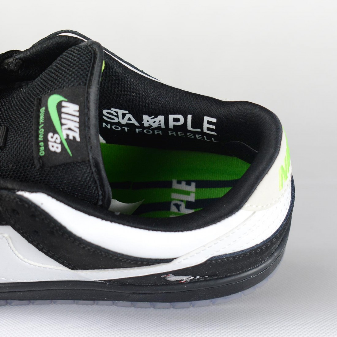 Buy Online Staple X SB Dunk Low Pro Panda Pigeon In Pakistan | Nike ...