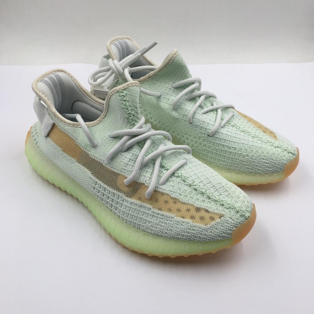 Hyperspace yeezys - tewssmart